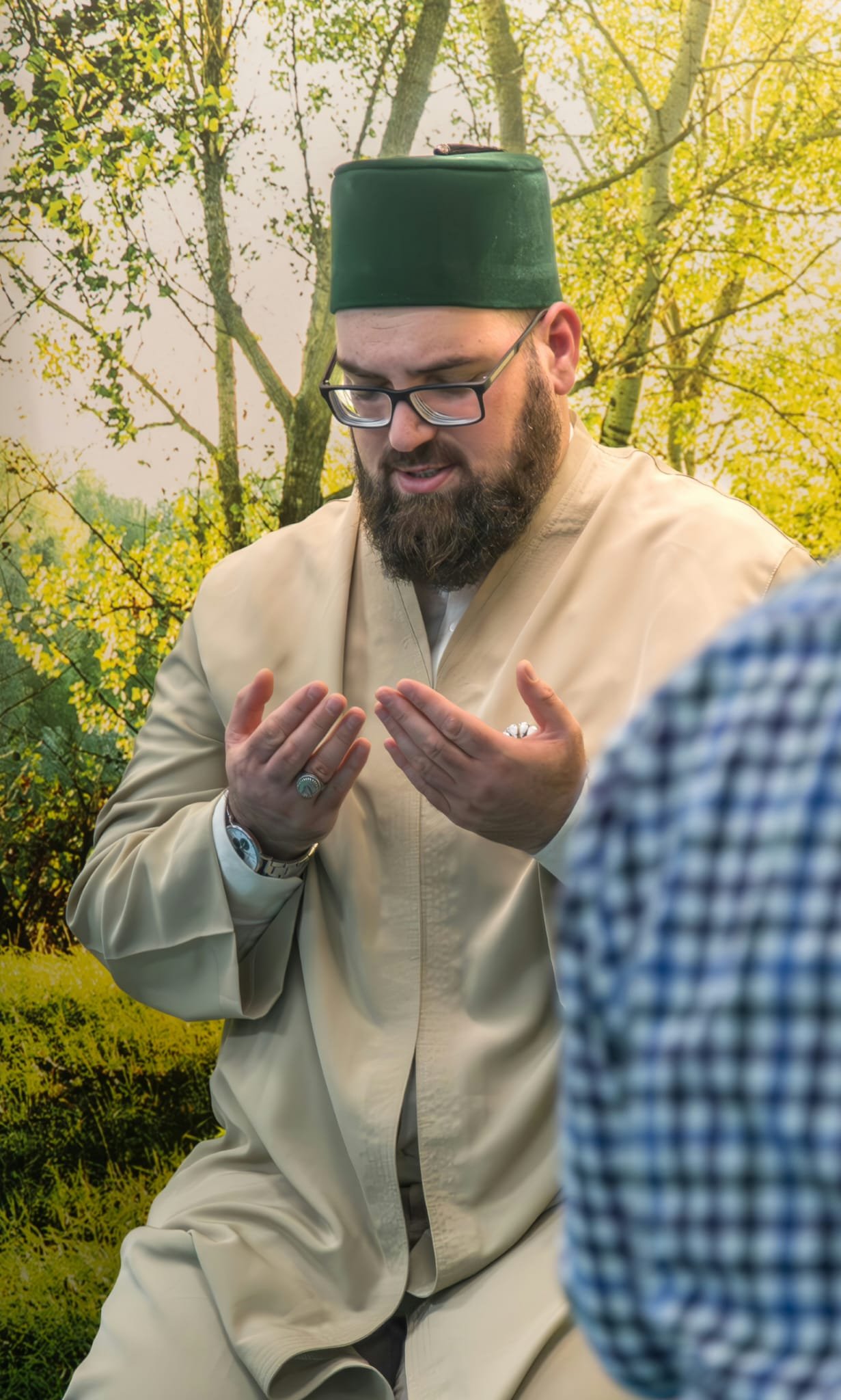 Central Khutbah: "Invocation as a Fundamental Bond with Allah" - Shoura